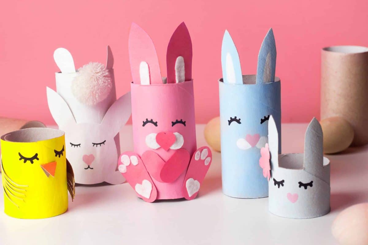 How To Make an Easter Bunny with Recyclables